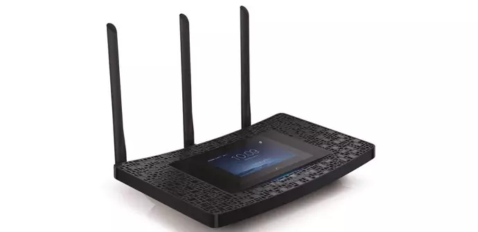 TP-LINK inopa Kubata P5, router yayo yekutanga ine touch screen 11309_1