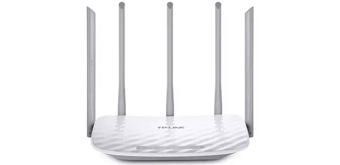 ພວກເຮົາວິເຄາະ router TP-Link Archer C60, ທີມງານພຽງແຕ່ 45 ເອີໂຣແລະມີການປະຕິບັດທີ່ໂດດເດັ່ນ 12903_1