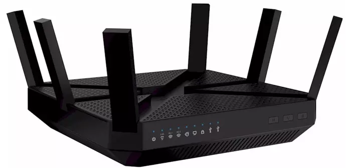 TP-LINK Archer C3200: Wi-Fi AC3200 を備えた新しいトライバンド ルーター 12960_1