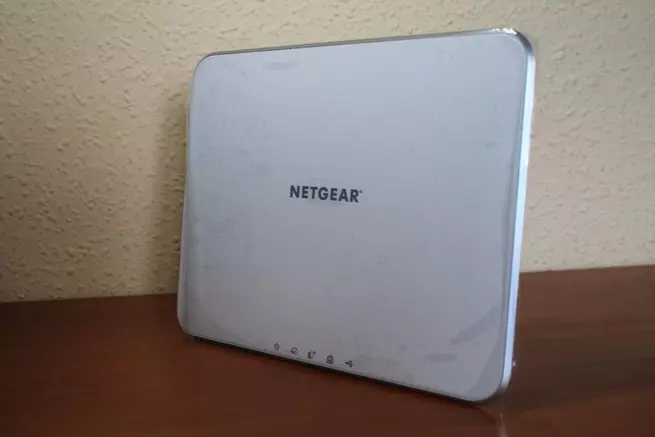 NETGEAR Arlo VMS3230 ቤዝ ጣቢያ