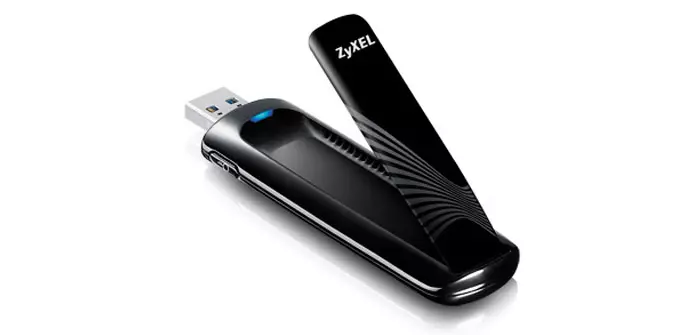 ZyXEL NWD6605: USB 3.0 interfeysli AC1200 Wi-Fi adapteri 15590_1