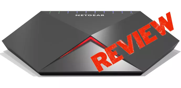 NETGEAR Nighthawk GS810EMX SX10: Pagsusuri ng gaming switch na ito na may mga 10G port at napapamahalaan 16620_1