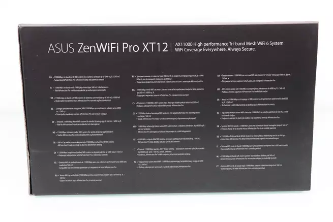 Regterkant van die ASUS ZenWiFi Pro XT12 WiFi Mesh-boks
