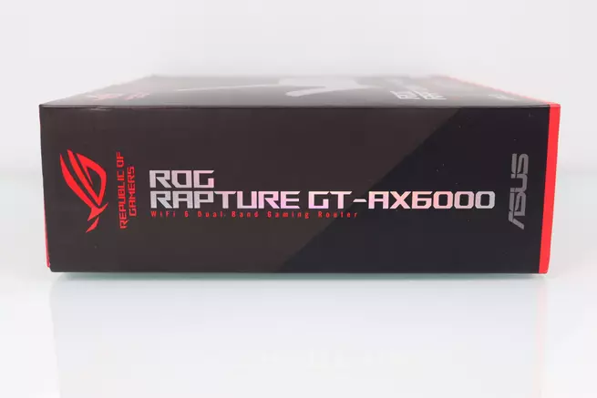 Rutivi rworuboshwe rweASUS GT-AX6000 router bhokisi