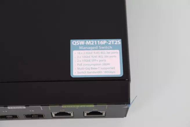 QNAP QSW-M2116P-2T2S Managed Switch Technesch Spezifikatioune