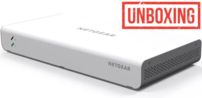 د دې سویچ د NETGEAR GC110P تفصيلي ان باکسینګ