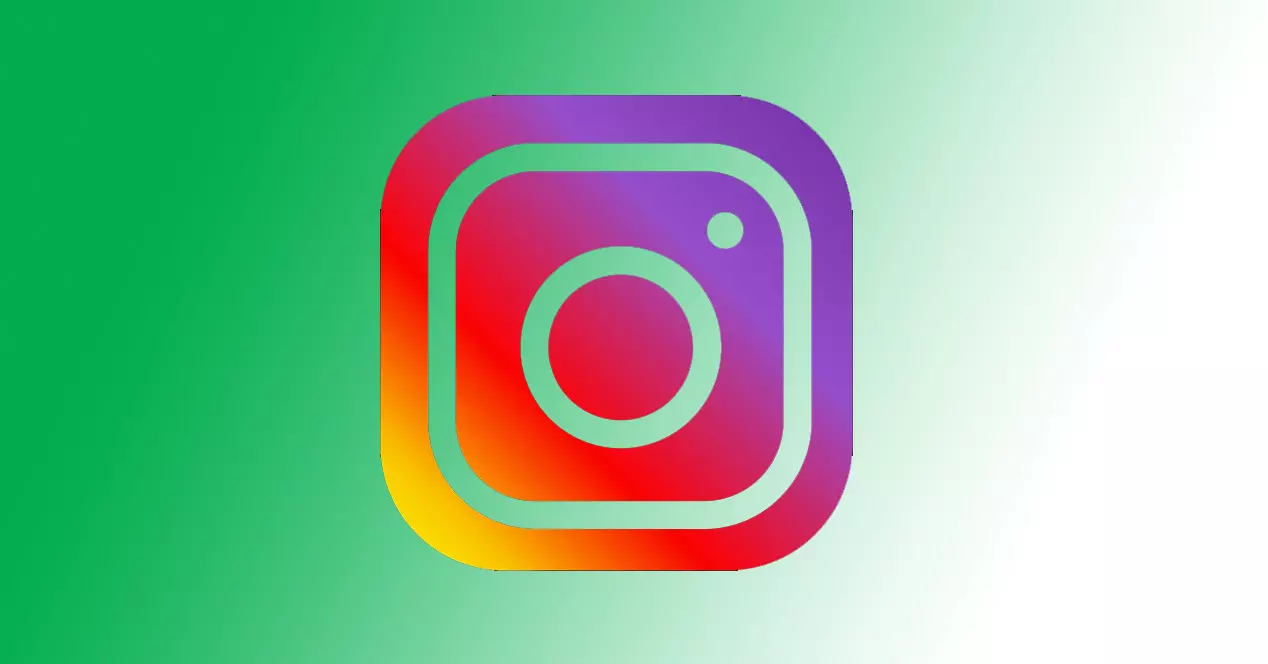 Instagram તમે તમારા નેટવર્ક વિશે વિચારો છો તેના કરતાં વધુ શેર કરે છે 21220_1