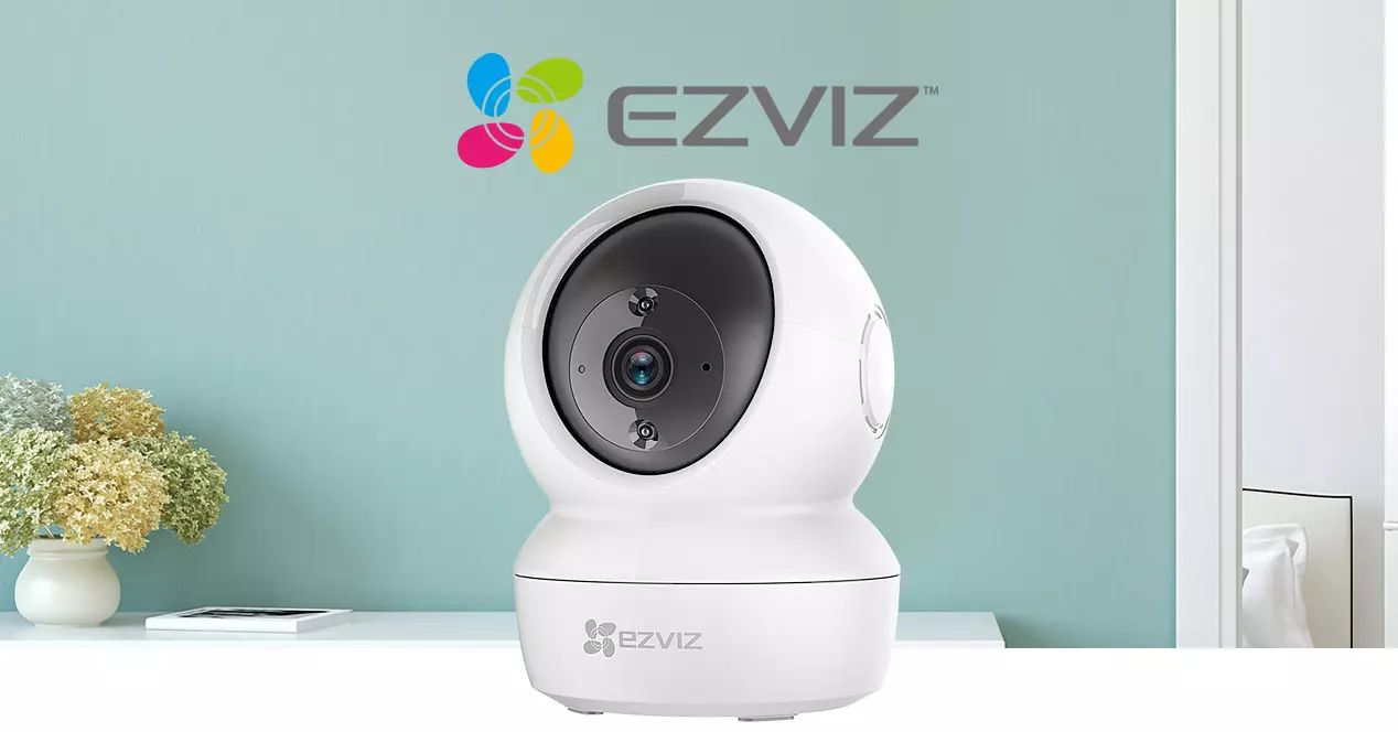Kako namestiti in konfigurirati kamero EZVIZ C6N z usmerjevalnikom Wi-Fi 22118_1