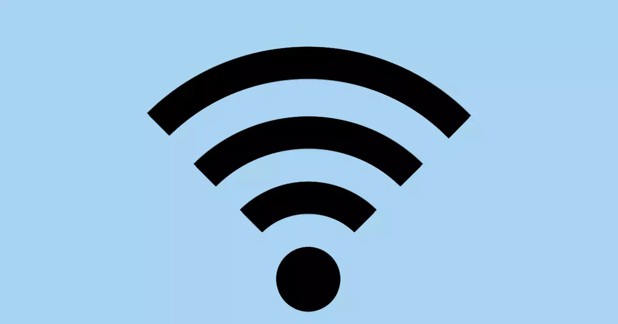 Cén fáth a bhfuil an-fholach agam agus an líonra wifi á úsáid agam sa bhaile agus ní trí chábla? 22729_1