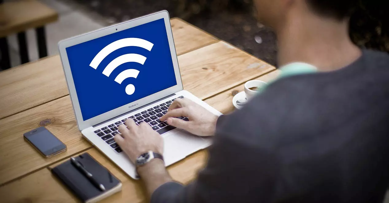 Canja adaftar Wi-Fi mai ɗaukuwa