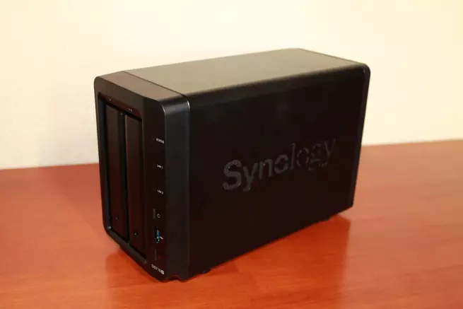 Synology DS718 + NAS ئالدى