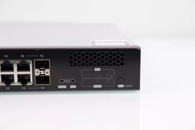 QNAP Guardian QGD-1600P Managed Switch Internal QTS at Switch Status LEDs