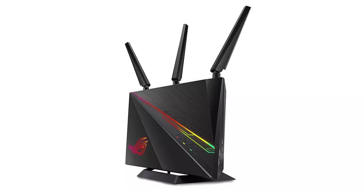 ASUS ROG Rapture GT-AC2900: या Wi-Fi AC गेमिंग राउटरचे पुनरावलोकन 23635_1