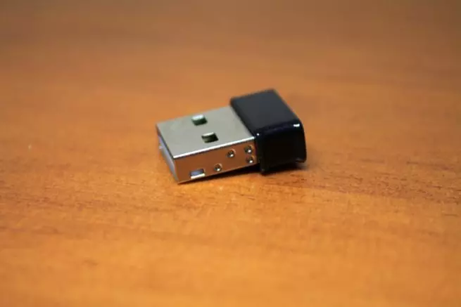 Edimax EW-7611ULB USB konnektoru