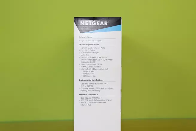 NETGEAR GS108LP अप्रबन्धित स्विच बक्सको दायाँ छेउ