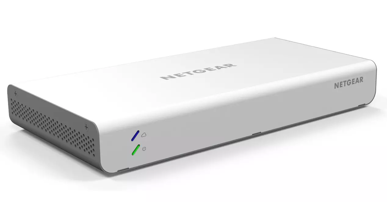 NETGEAR GC110P: Switch de análise 8 portas Gigabit PoE, SFP e Cloud 23917_1