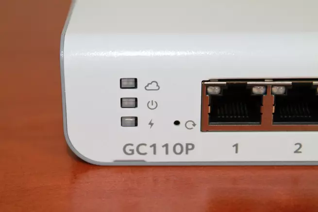 NETGEAR GC110P LED күрсәткечләре