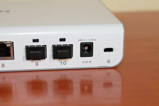 NETGEAR GC110P Pindah palabuhan SFP