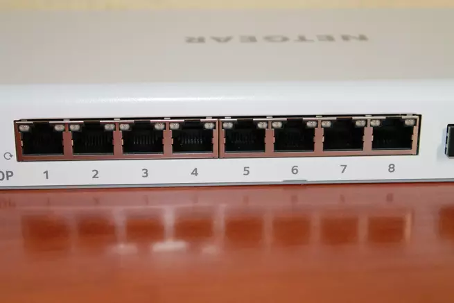 Gigabit Ethernet PoE-porte NETGEAR GC110P