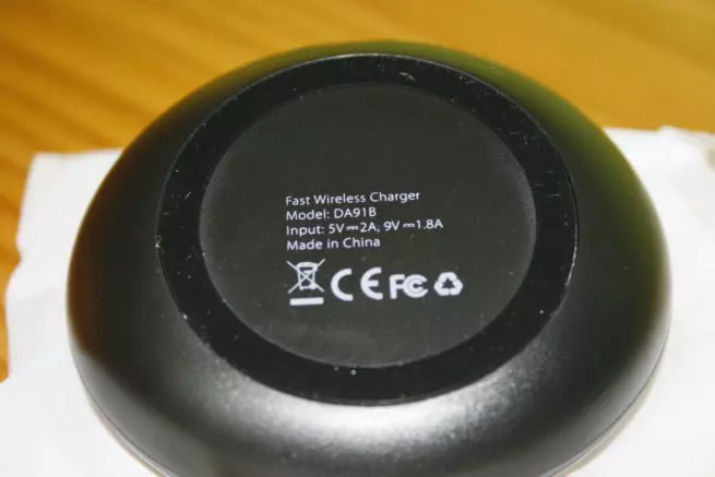 Bezdrátová nabíječka dodocool Fast Wireless Charger