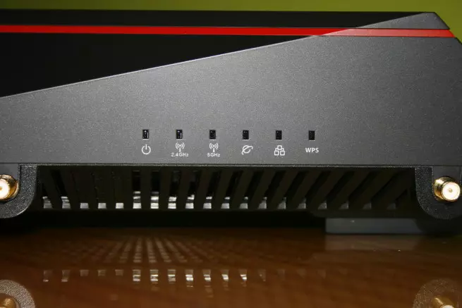 LED router ASUS RT-AC5300