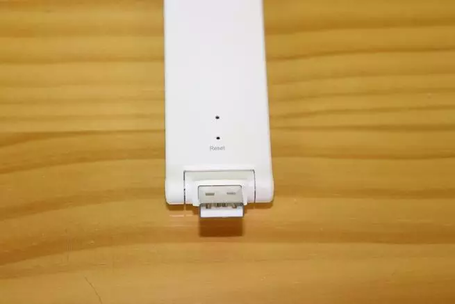 Xiaomi Mi WiFi Repeater 2: Falanqaynta ku celiska ah ee Wi-Fi N300 25275_9