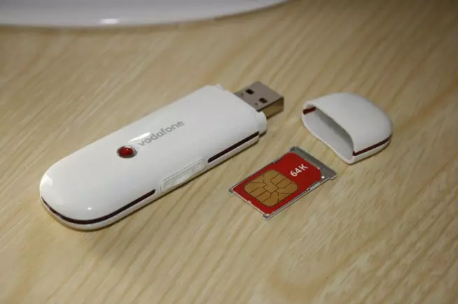 Vodafone ADSL 3G USB ሞደም