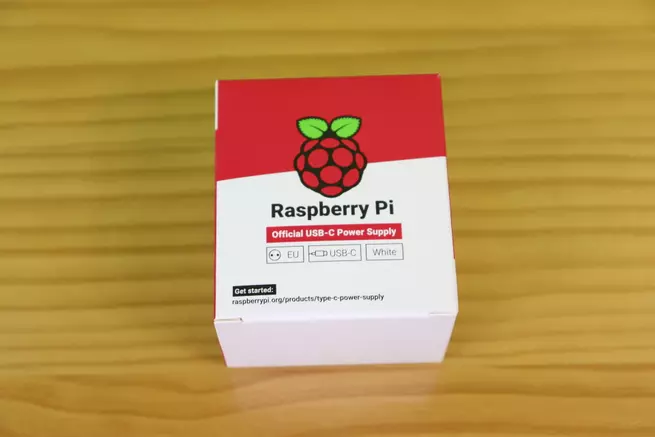 Strømforsyningsboks til Raspberry Pi 4