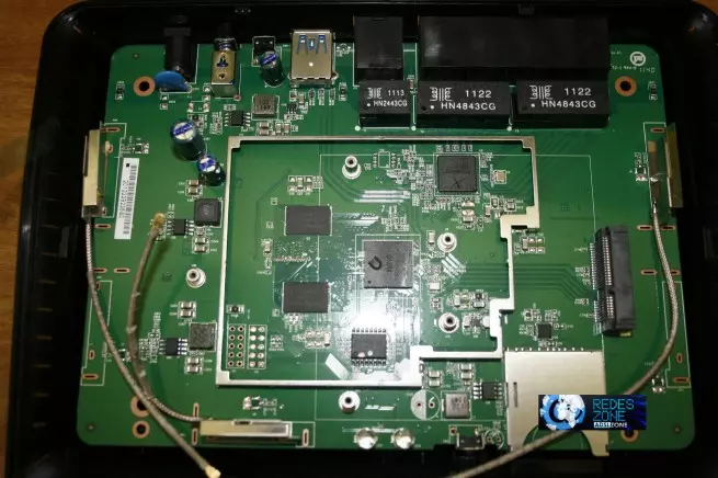 D-Txuas DIR-857 N900: Kev tshuaj xyuas ntawm qhov nruab nrab router no nrog ib txhij dual band ntawm 450Mbps 25287_25