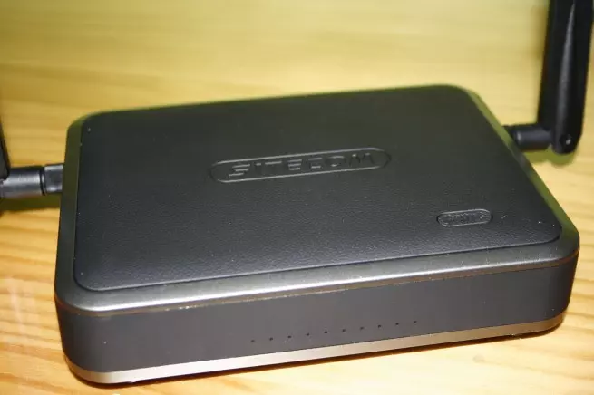 Sitecom WL-309 ルーターの拡大図