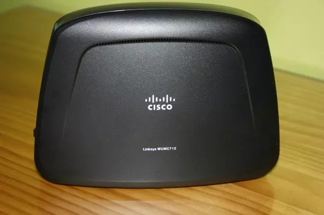 Pregled Cisco Linksys WUMC710