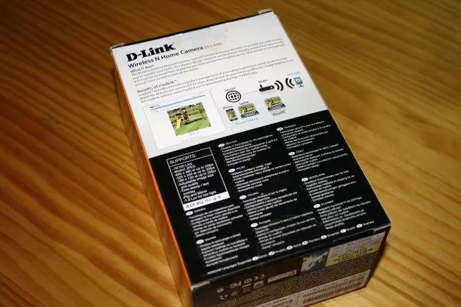 A D-Link DCS-930L doboz hátulnézete