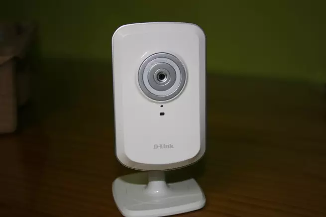 Panglantaw sa atubangan sa D-Link DCS-930L