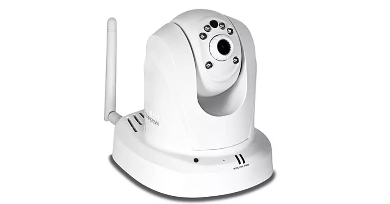 TRENDnet TV-IP672WI: Đánh giá camera IP này với tầm nhìn ban đêm và Wi-Fi 25309_1