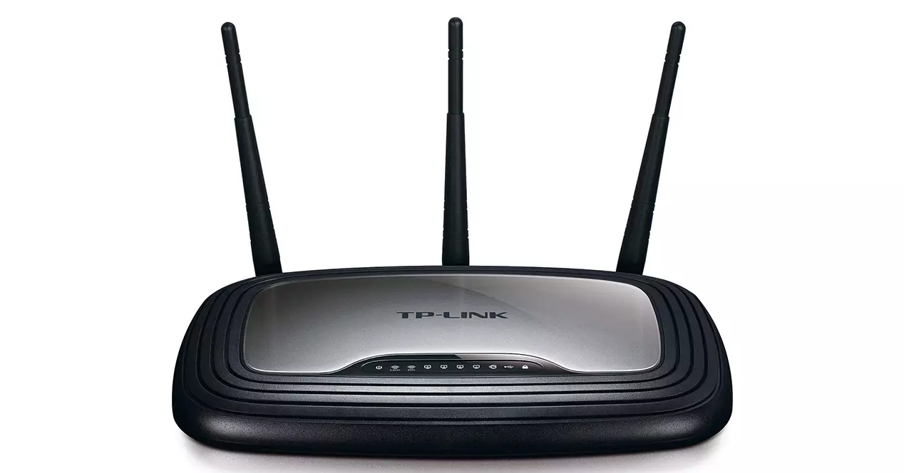 TP-LINK TL-WR2543ND: Phân tích bộ định tuyến trung tính Gigabit và Wi-Fi N này