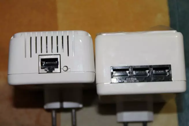 Pazasi uye ethernet ports yeDevolo dLan200 Av Wireless N