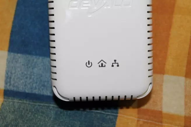 Devolo dLan200 Av Wireless N PLC 的状态指示灯