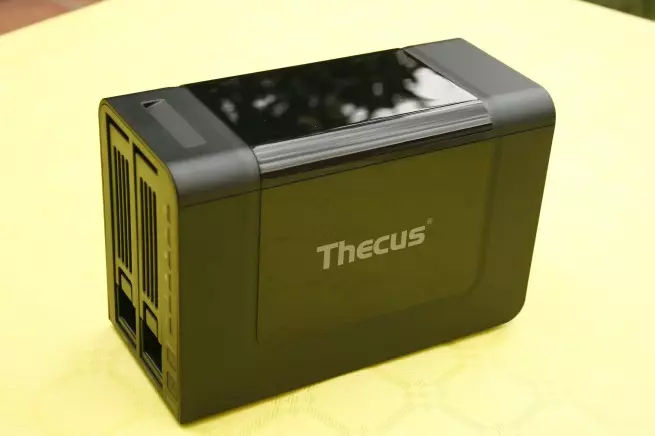 I-Thecus N2310: Ukubuyekezwa kwale NAS enama-hard drive bays ama-2 25357_17