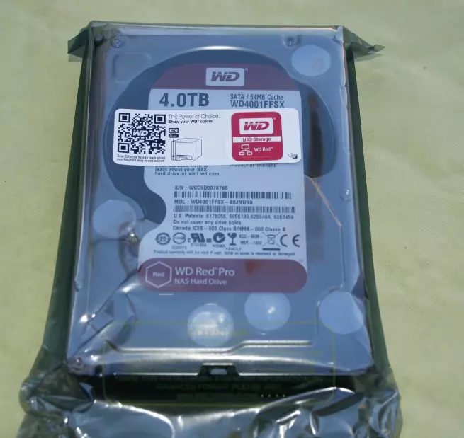 I-Thecus N2310: Ukubuyekezwa kwale NAS enama-hard drive bays ama-2 25357_28