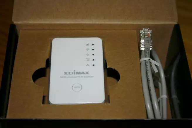 Edimax EW-7438RPn V2: Analisis pangulang Wi-Fi universal ieu N300 25364_9