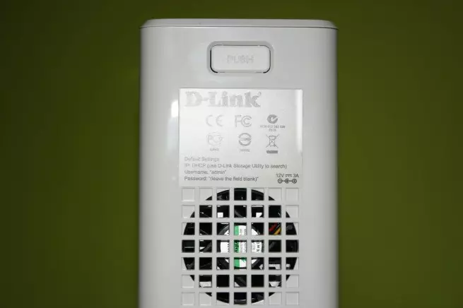 D-Link DNS-327L ventilaatorivaade