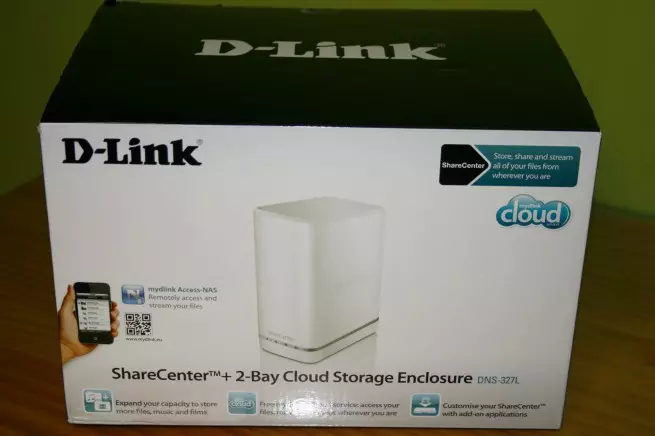 D-Link DNS-327L बॉक्सचे समोरचे दृश्य