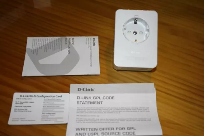 Obsah balení Wi-Fi Repeater D-Link DAP-1365