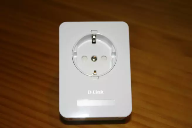 Пярэдні рэтранслятар Wi-Fi D-Link DAP-1365