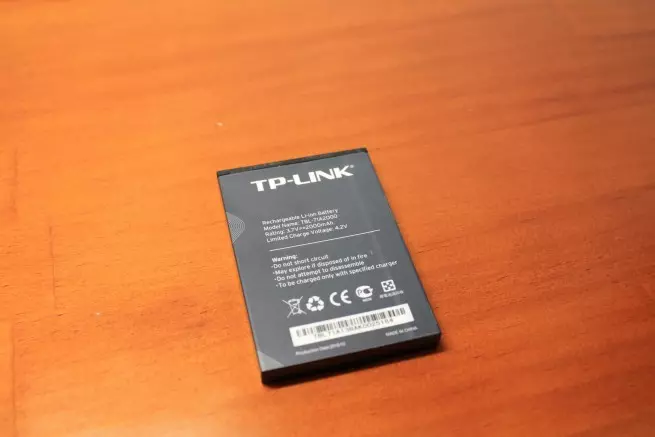 TP-LINK M7300: אַנאַליסיס פון דעם 4G ראַוטער מיט אַ געבויט-אין באַטאַרייע 25410_10