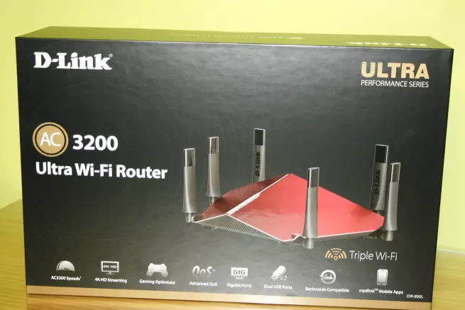 D-Link DIR-890L zwarte doos