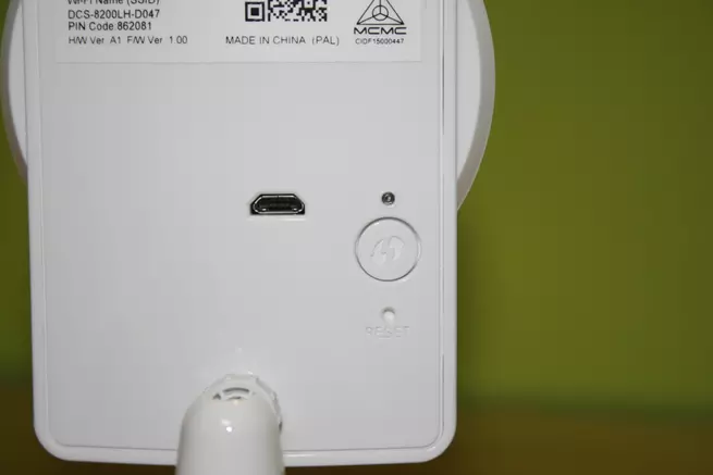 D-Link DCS-8200LH IP 攝像機 Micro USB 端口和 WPS 按鈕