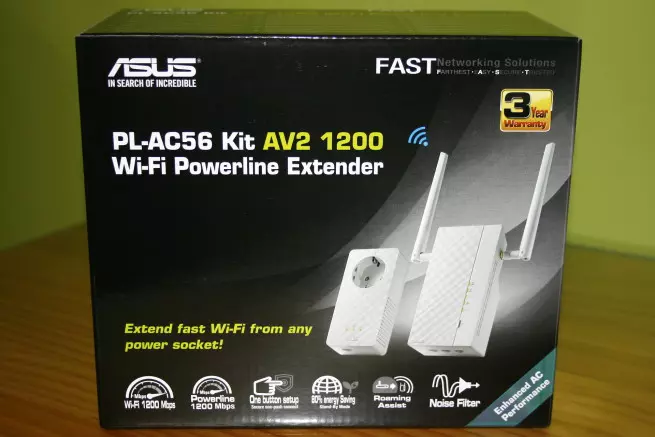 Avant du boîtier ASUS PL-AC56