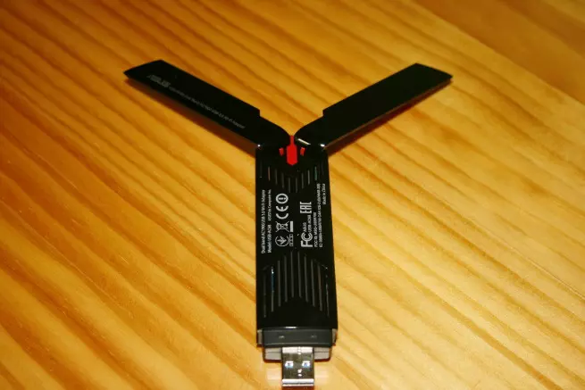 ASUS USB-AC68 קאָרט קנאַל-אַרויף אַנטענאַז