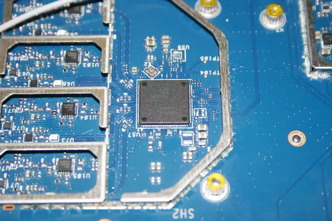 ASUS BRT-AC828 net routeur 5GHz bann chipset zòn